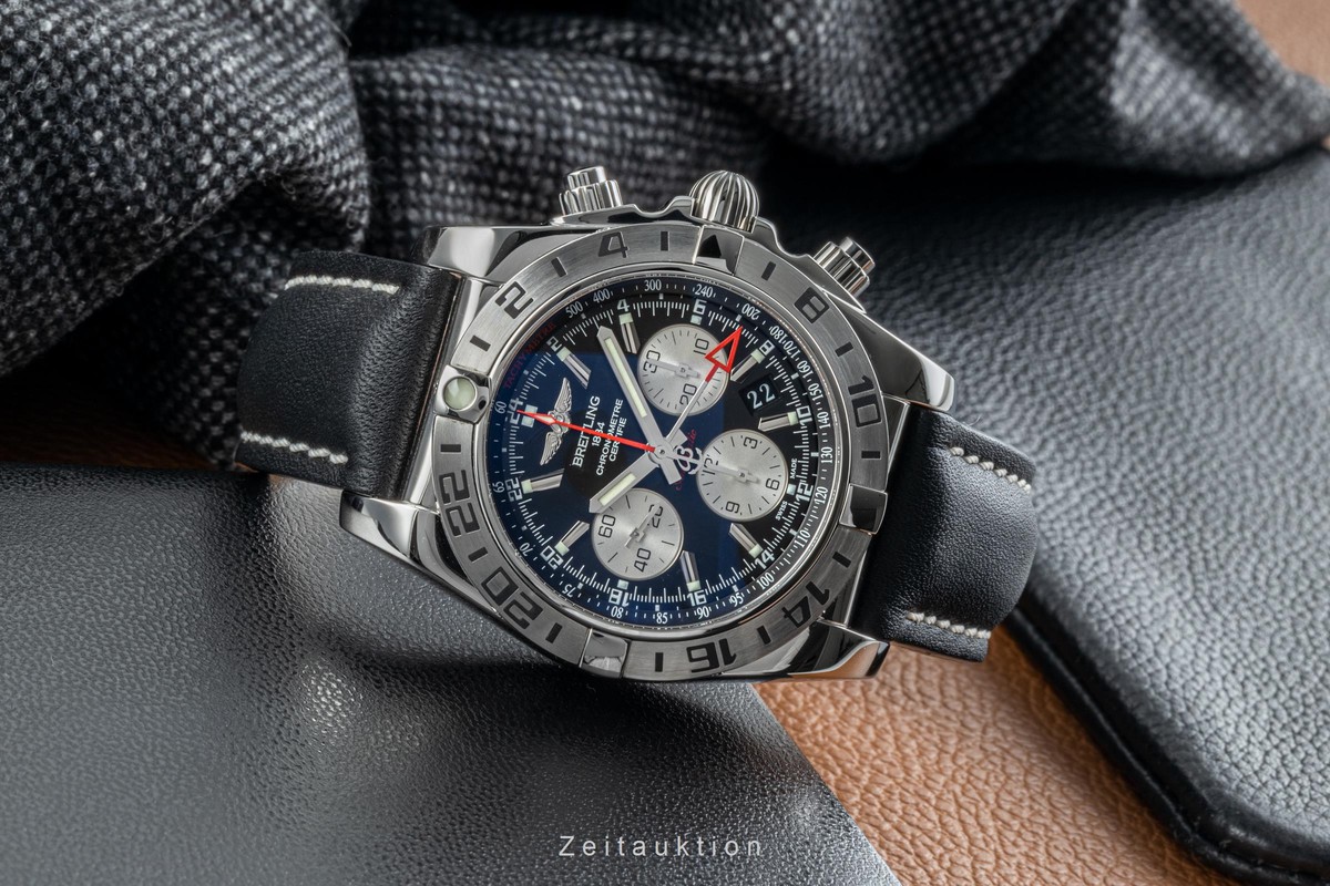 Breitling Chronomat 44 GMT chronograph steel automatic Kal. B04 Ref ...