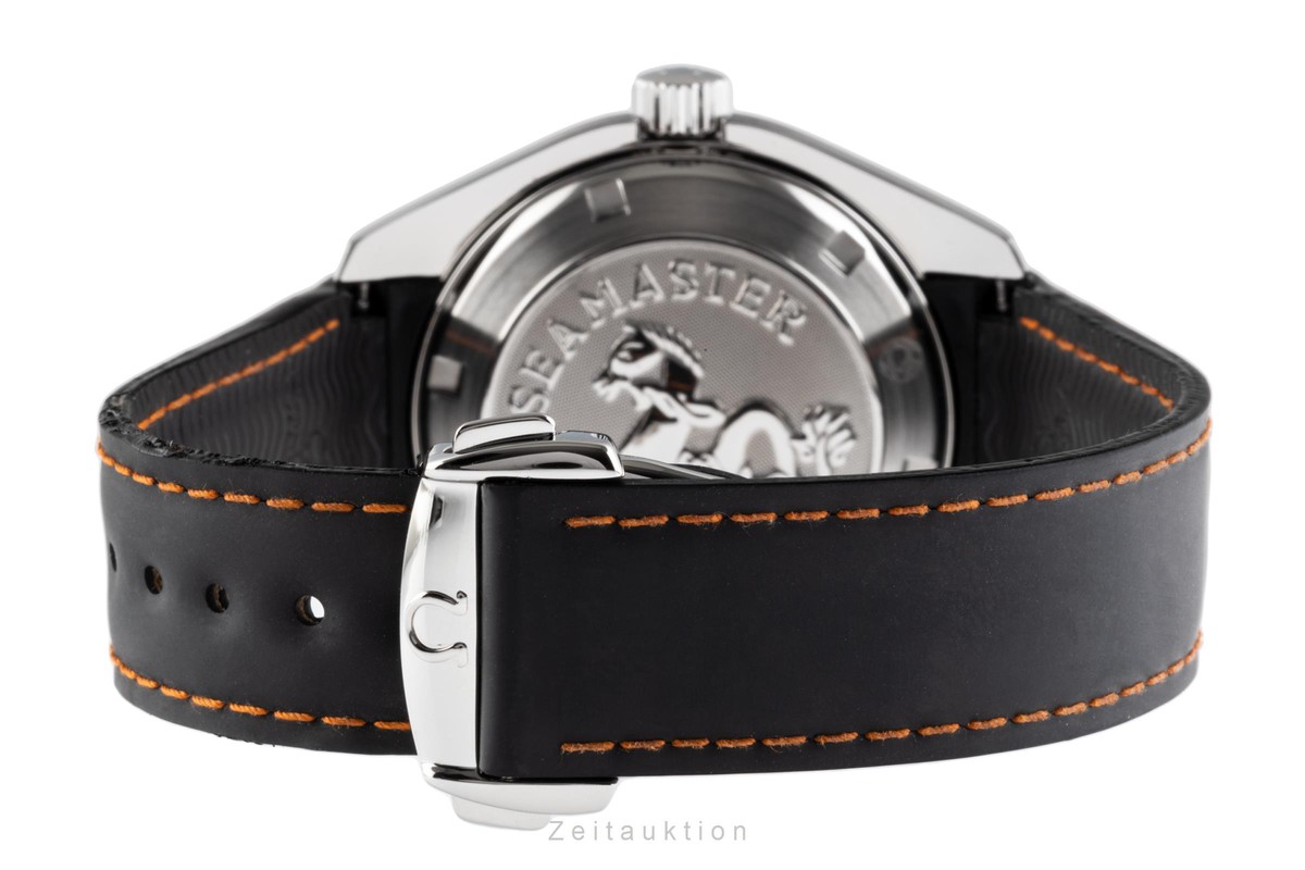 Omega Seamaster steel automatic Kal. 2500 Ref. 2909.50.38 | 2206436