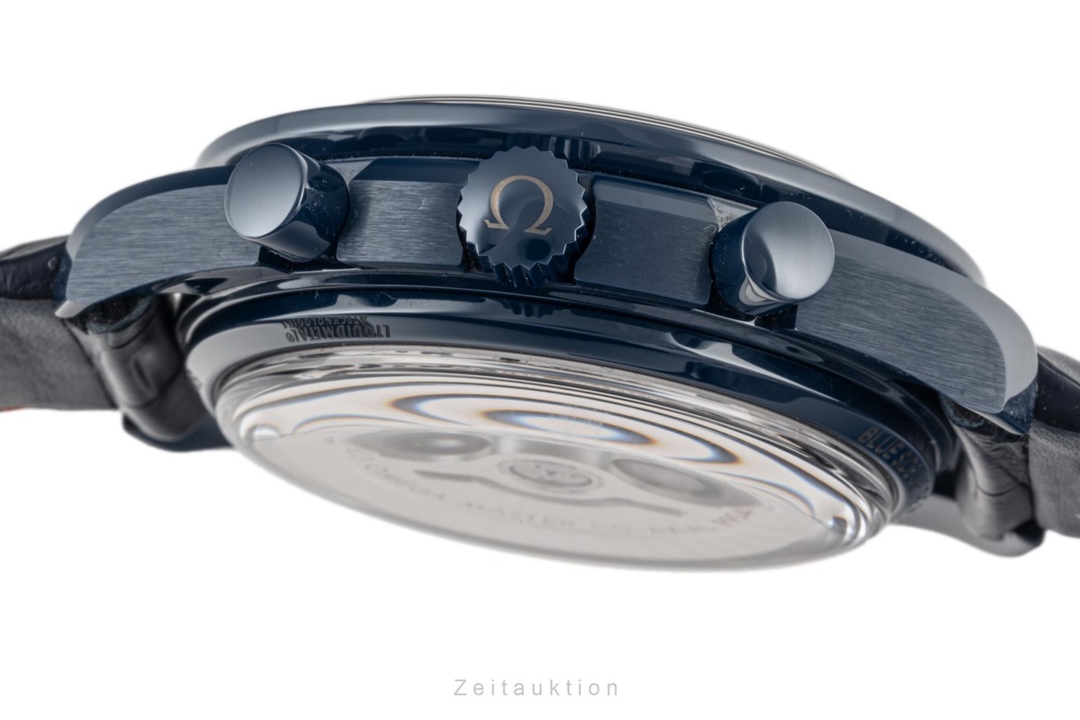 Omega Speedmaster Moonwatch Chronograph Keramik Automatik Kal. 9904 Ref ...