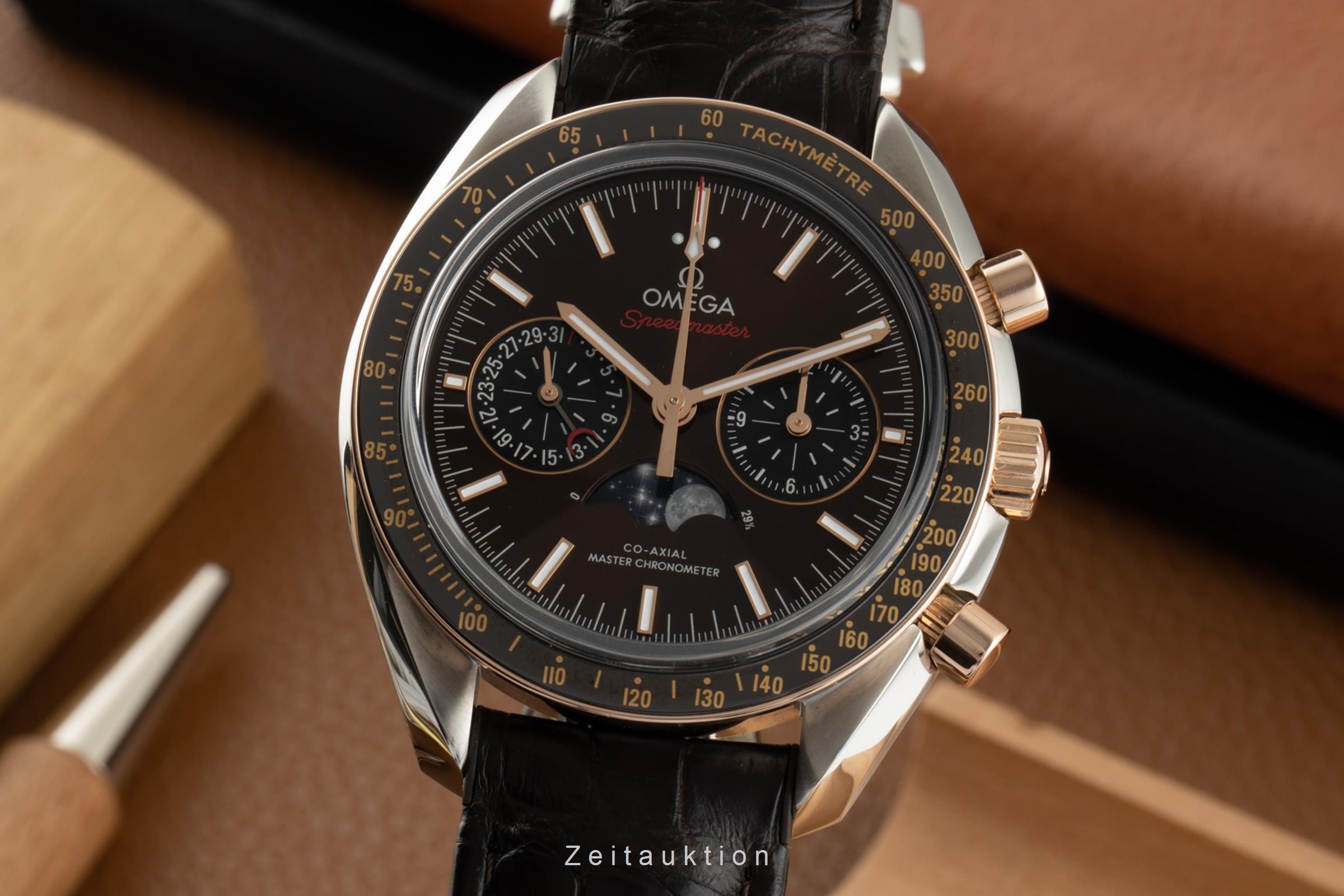 Omega Speedmaster Moonwatch chronograph steel / gold automatic Kal ...