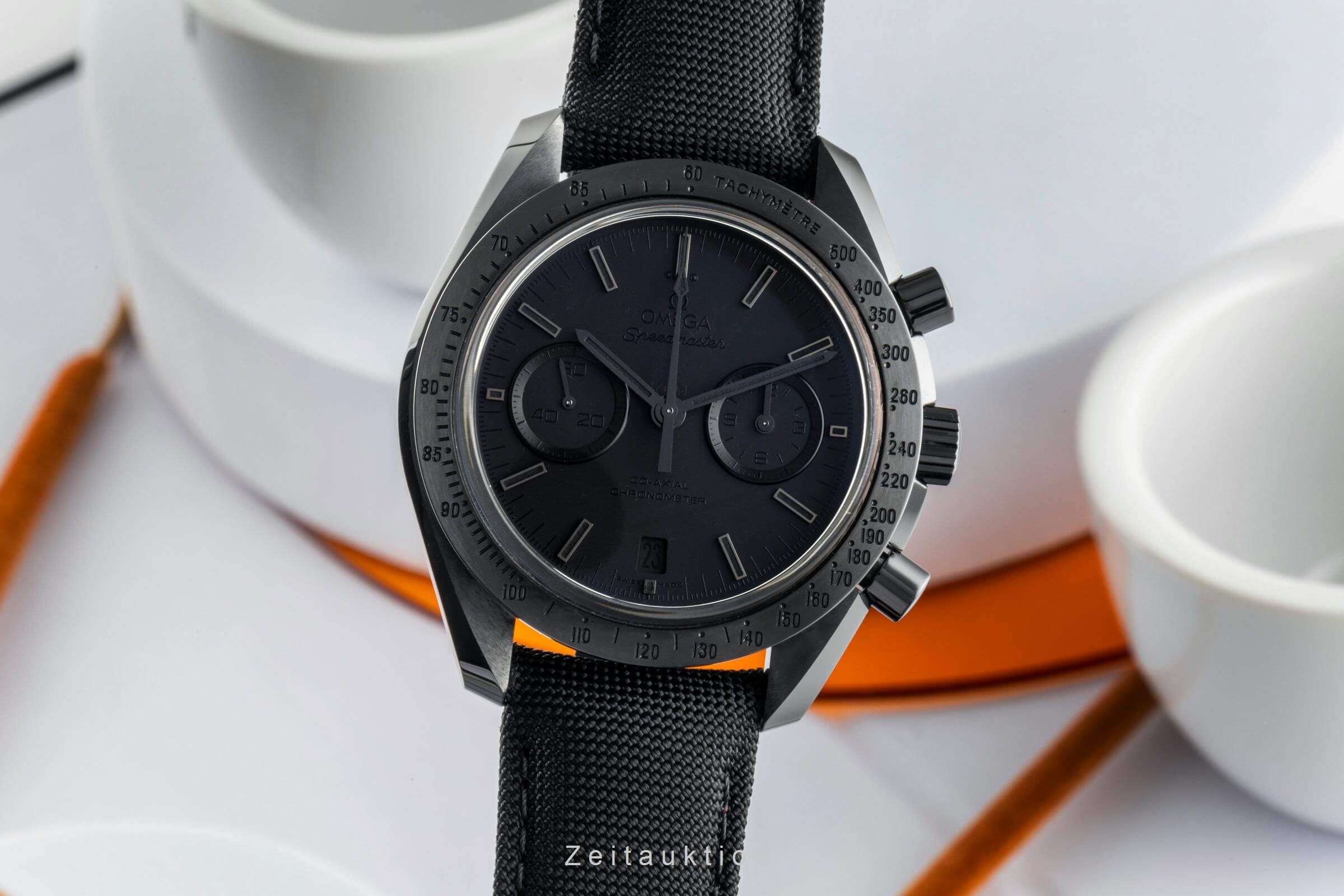 Omega Speedmaster Moonwatch chronograph ceramic automatic Kal. 9300 Ref ...